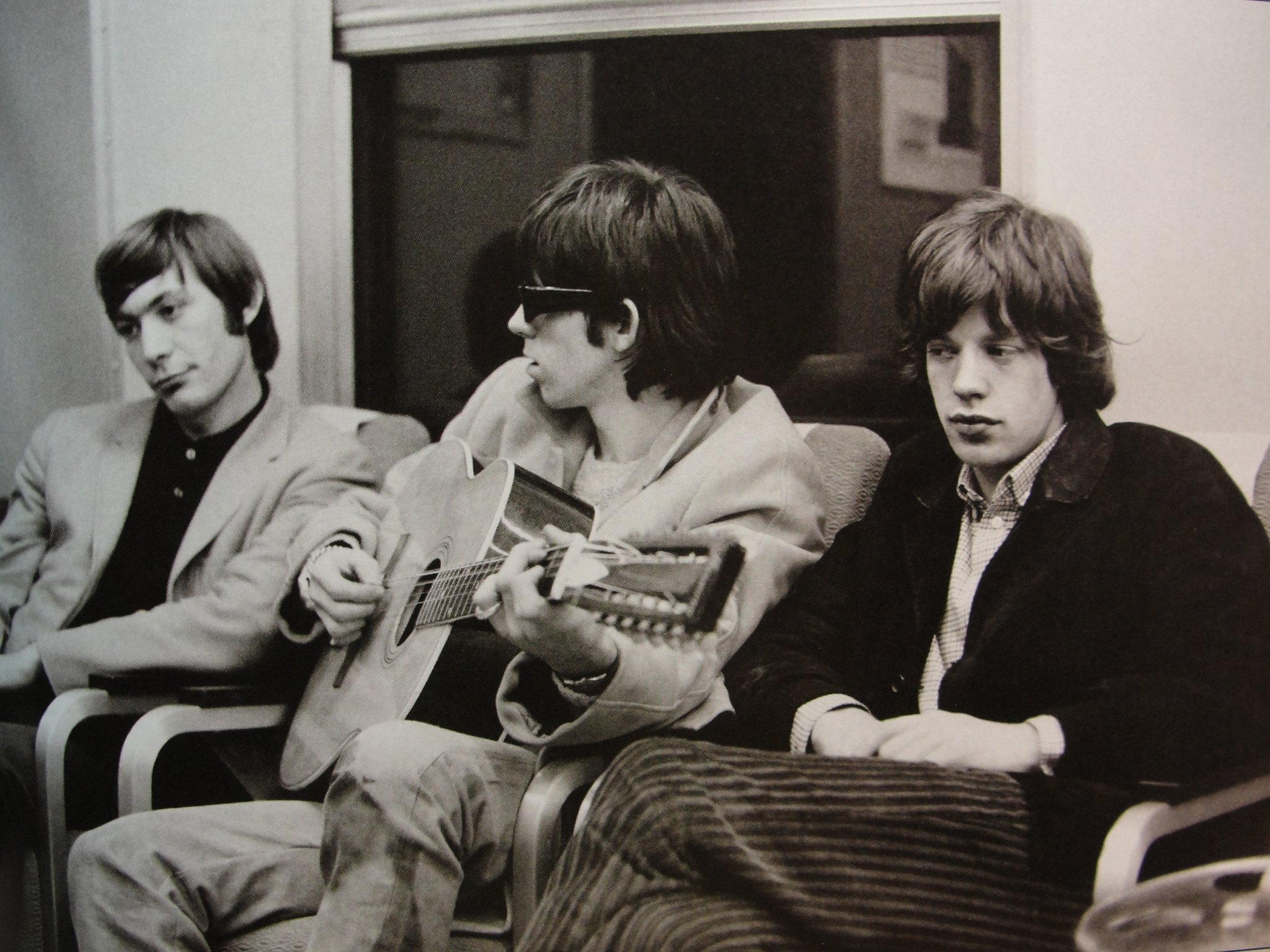 Beatles.ru / Изображение из темы "The Rolling Stones Family: Brian Jones' Lonely Hearts Club"