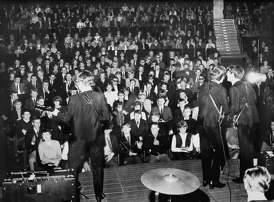 Beatles.ru / Изображение из темы "Фото Антология Битлз 1963 – октябрь"